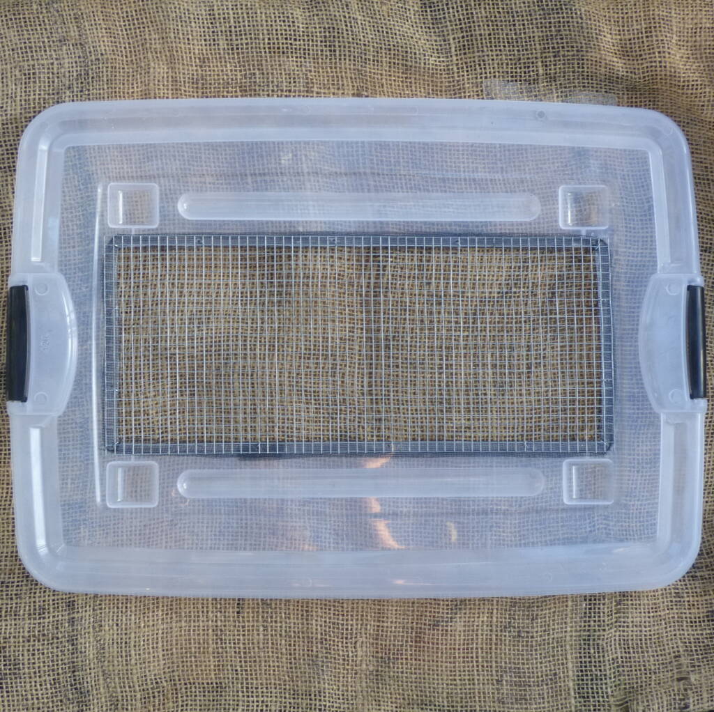 Vented Lid for Large Mouse Cage – Mouse House